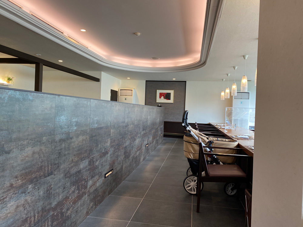 【店内ワンコ同伴OK】愛⽝と出かける湯河原・真鶴グルメ - Surf Republic 湯河原万葉公園 IZUMI Forest ソログランピング